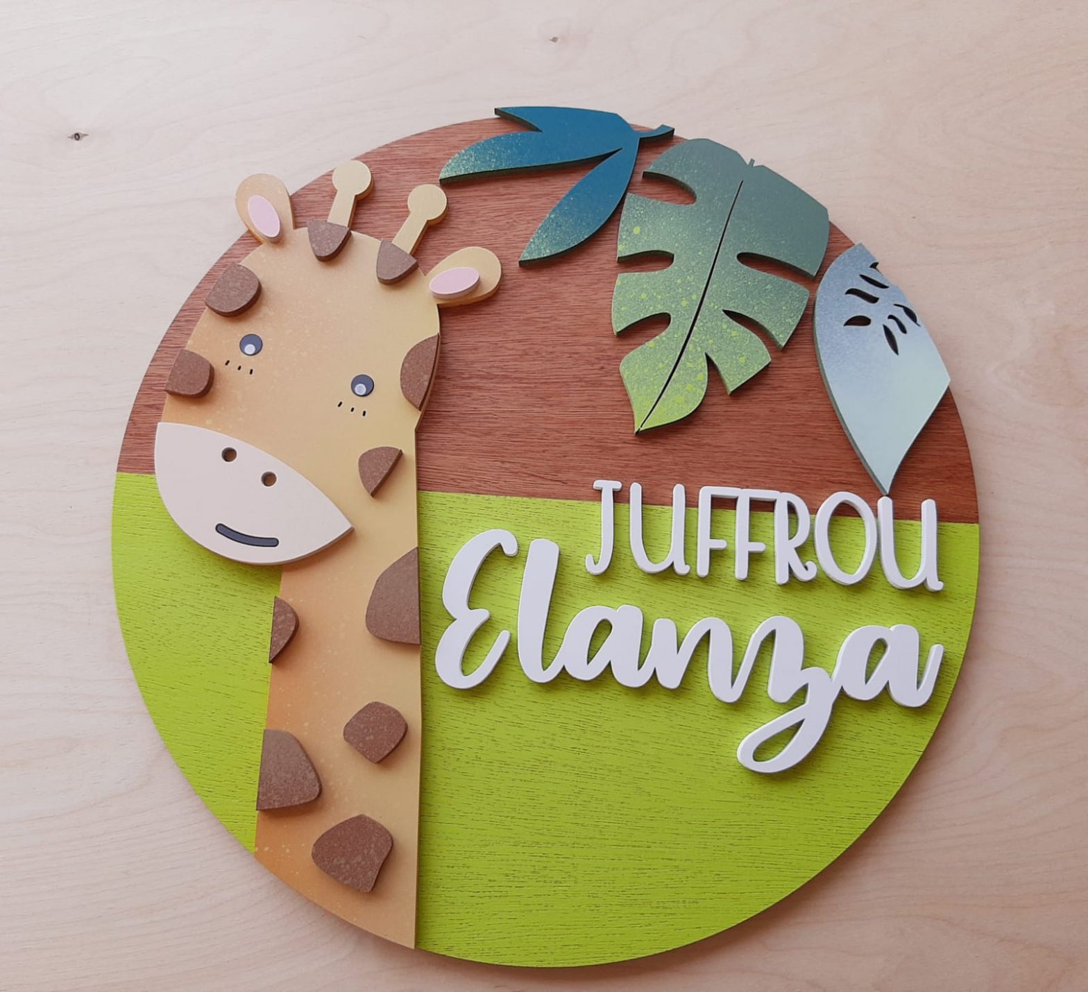 Giraffe Teacher Name Board - Woodtechie
